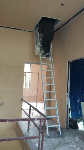 3.65 – 5 Metre Açılır 4 Katlanır Metal Çatı Merdiveni